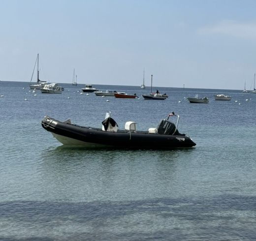 Miete Motorboot Bombard Explorer 5,8 (2022) in Lorient - Click&Boat