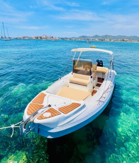 Rent Gommonautica G65 RIB (2014) in Ibiza - Click&Boat