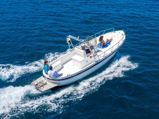 Rent Ingenito Gozzo 750 Boat without license (2017) in Sorrento - Click ...