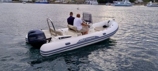 Location Semi-rigide Capelli Capelli Tempest 570 (2025) à Sainte-Marine ...