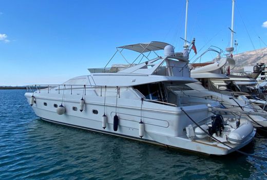 Rent Ferretti 60 Motor yacht (1998) in Vlorë - Click&Boat