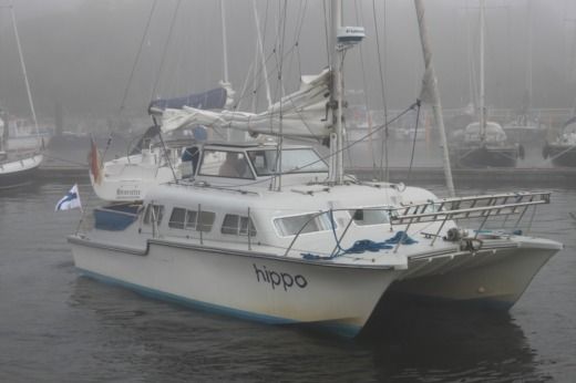 Rent Catalac Catalac 9M Catamaran (1980) in Auray - Click&Boat