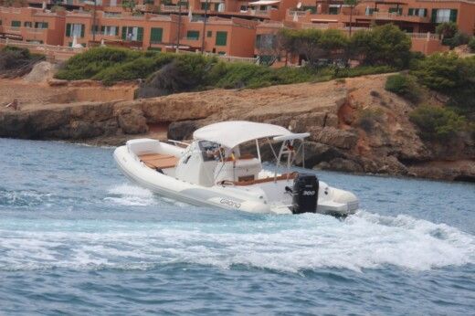 Location Semi-rigide Grand Marine 850 (2016) à El Toro - Click&Boat