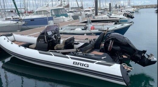 Vannes: Czarteruj Ponton RIB Brig Eagle 6.7 (2024) - Click&Boat