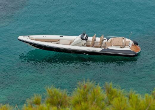 Charter Technohull Seadna 999 Motorboat (2023) in Mykonos - Click&Boat