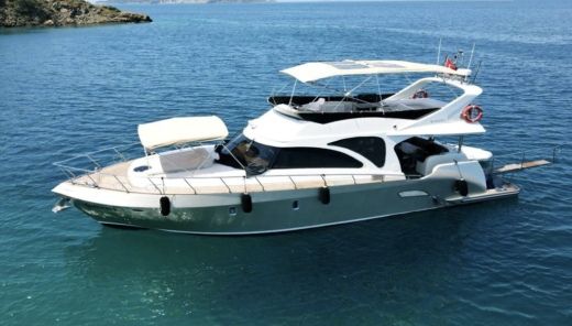 Charter Custom Built Motor Yacht Special Edition Motor yacht (2014) in ...