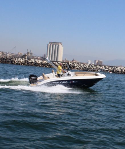 Location Bateau à moteur Barqa Q20 (2023) à Sorrente - Click&Boat