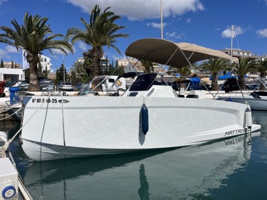 Charter Matrix 21 Motorboat (2025) in Altea - Click&Boat