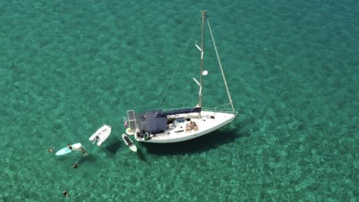 Charter Jeanneau Sun Odyssey 40 Sailboat (1999) in Mahón - Click&Boat
