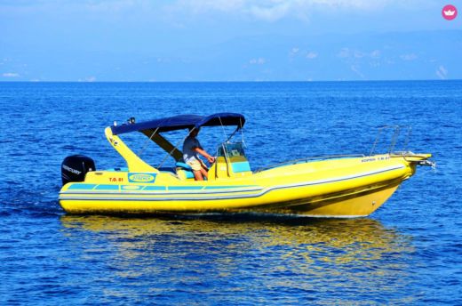 Charter Stingher 747 RIB (2009) in Paxi - Click&Boat