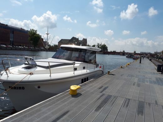 Charter Stillo Yachts Stillo 30 Motorboat (2018) in Szczecin - Click&Boat