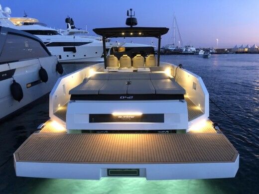 Miete Motorboot De Antonio 42 (2023) in Ibiza - Click&Boat